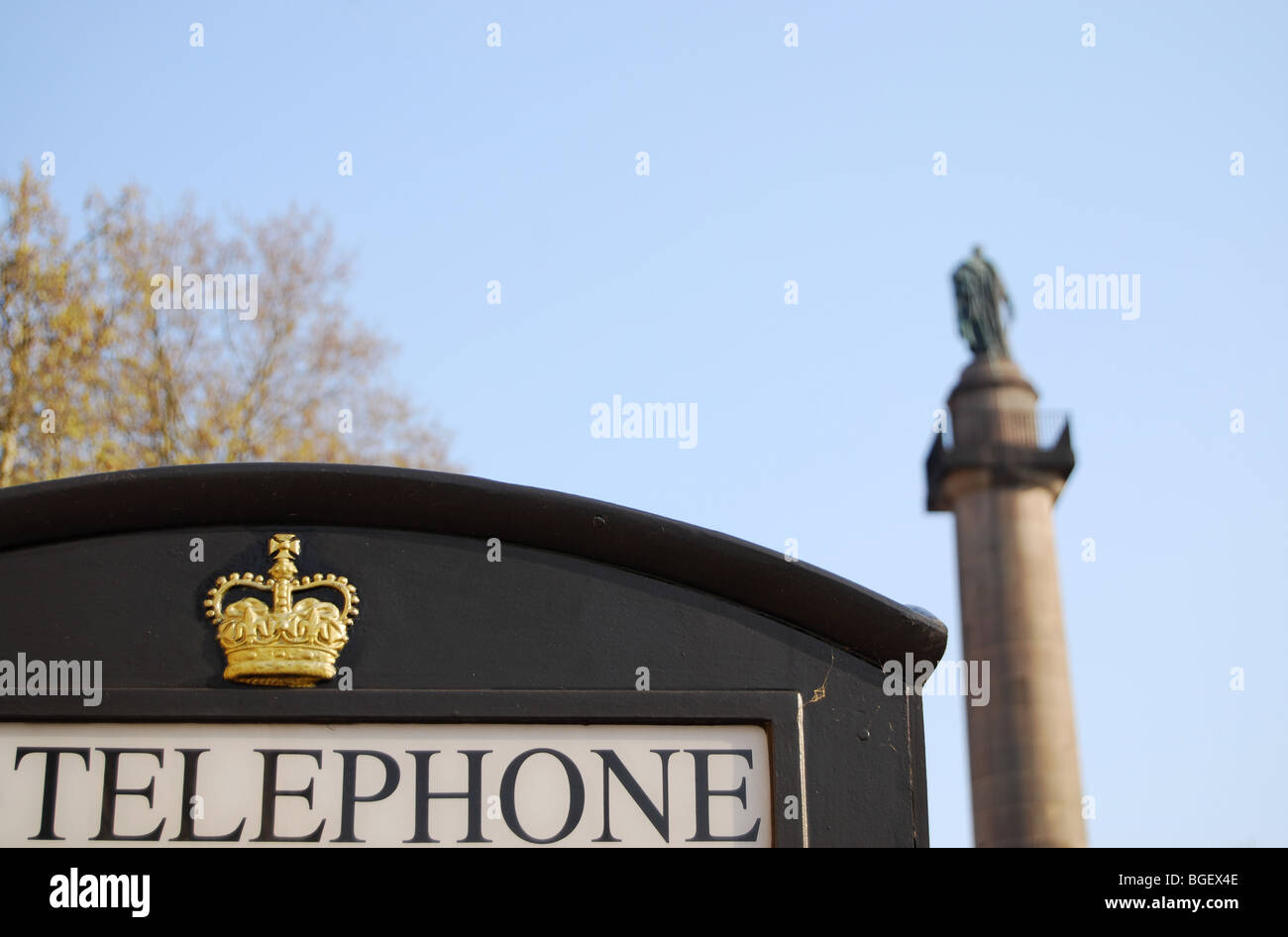 London black telephone box hi-res stock photography and images - Alamy
