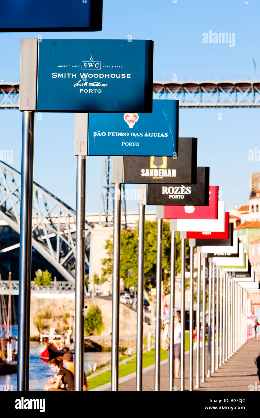 Signs of viniculture hi-res stock photography and images - Alamy