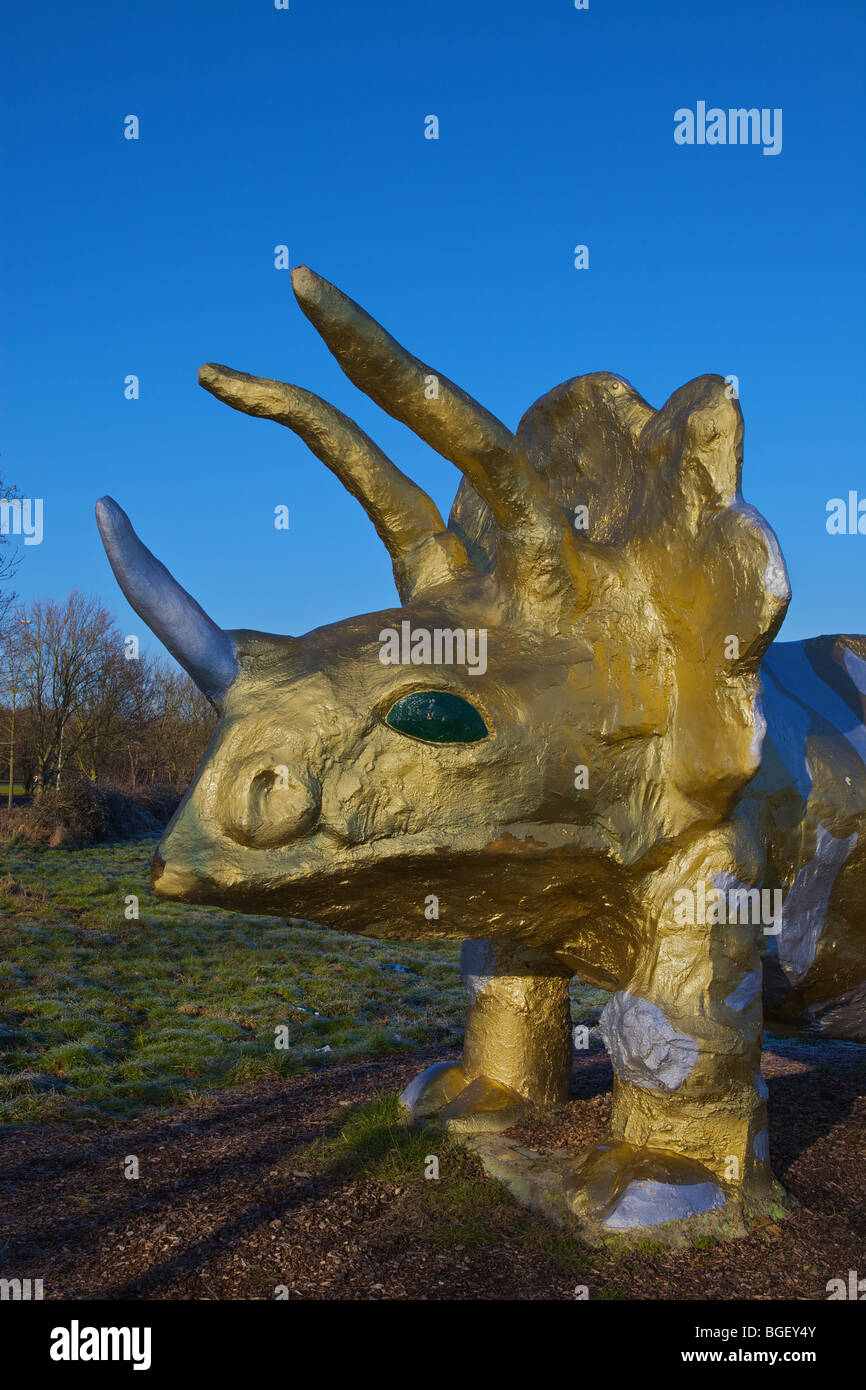 Concrete Triceratops dinosaur, Peartree Bridge, Milton Keynes ...