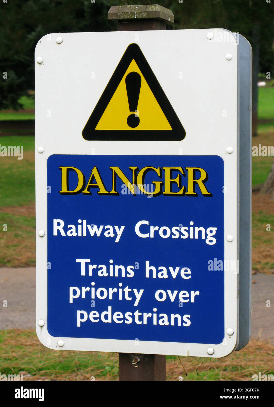 Railway crossing danger sign Stock Photo - Alamy