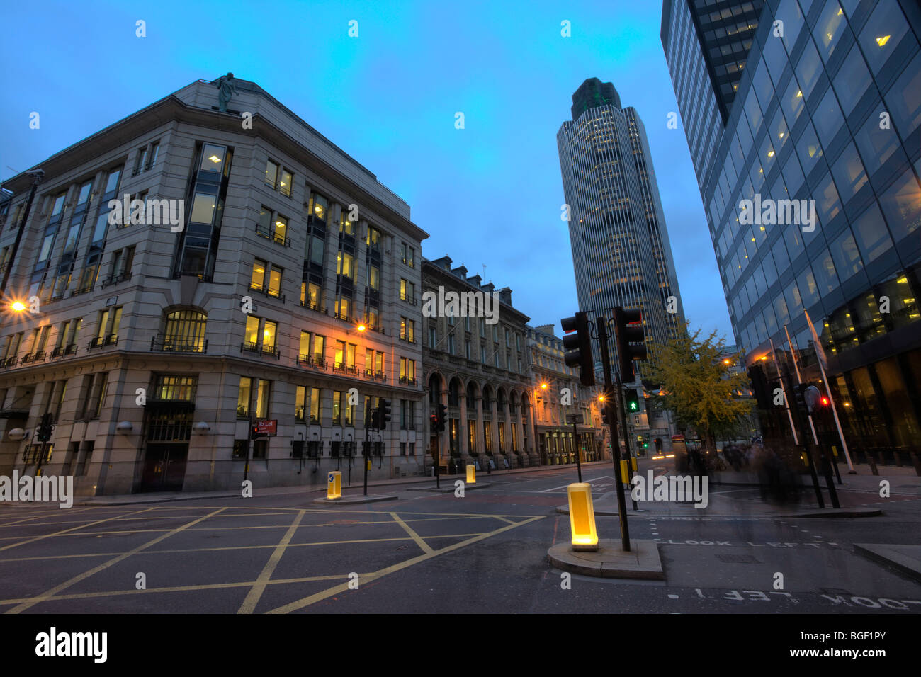 london city streets Stock Photo - Alamy