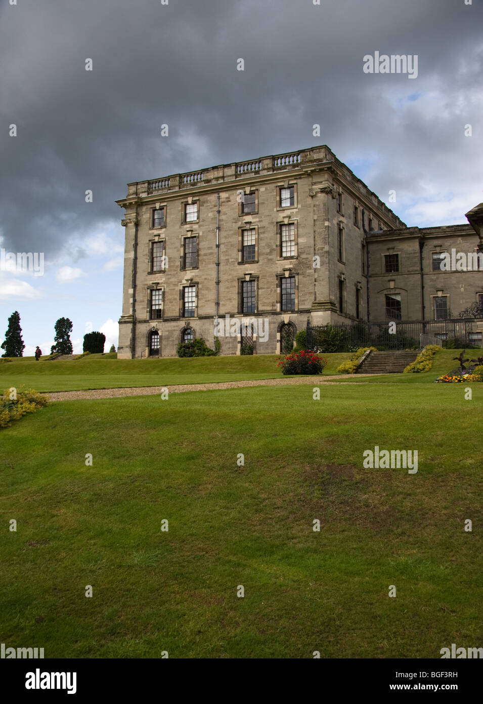 Stoneleigh abbey hi-res stock photography and images - Alamy