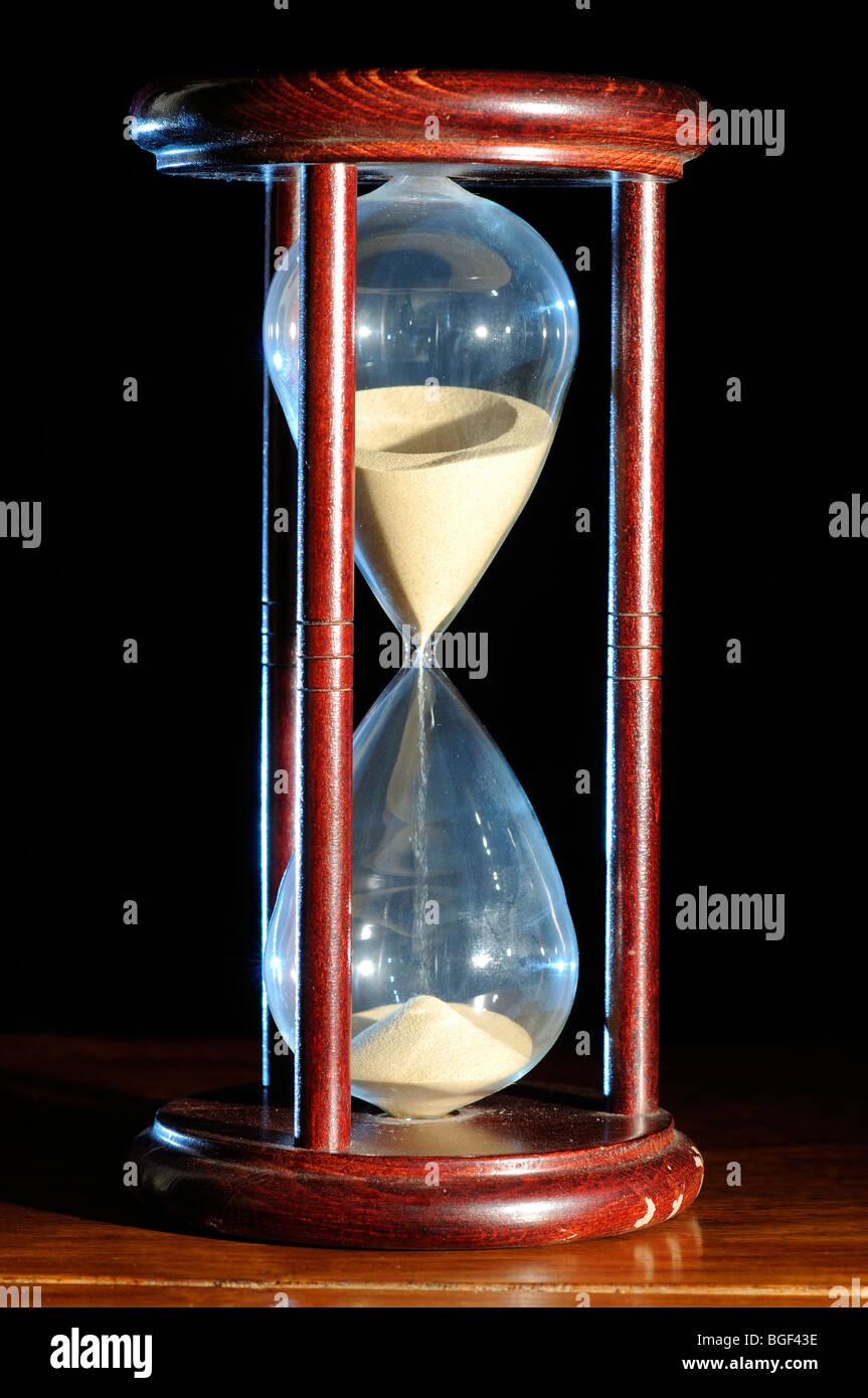 Hour glass hi-res stock photography and images - Alamy
