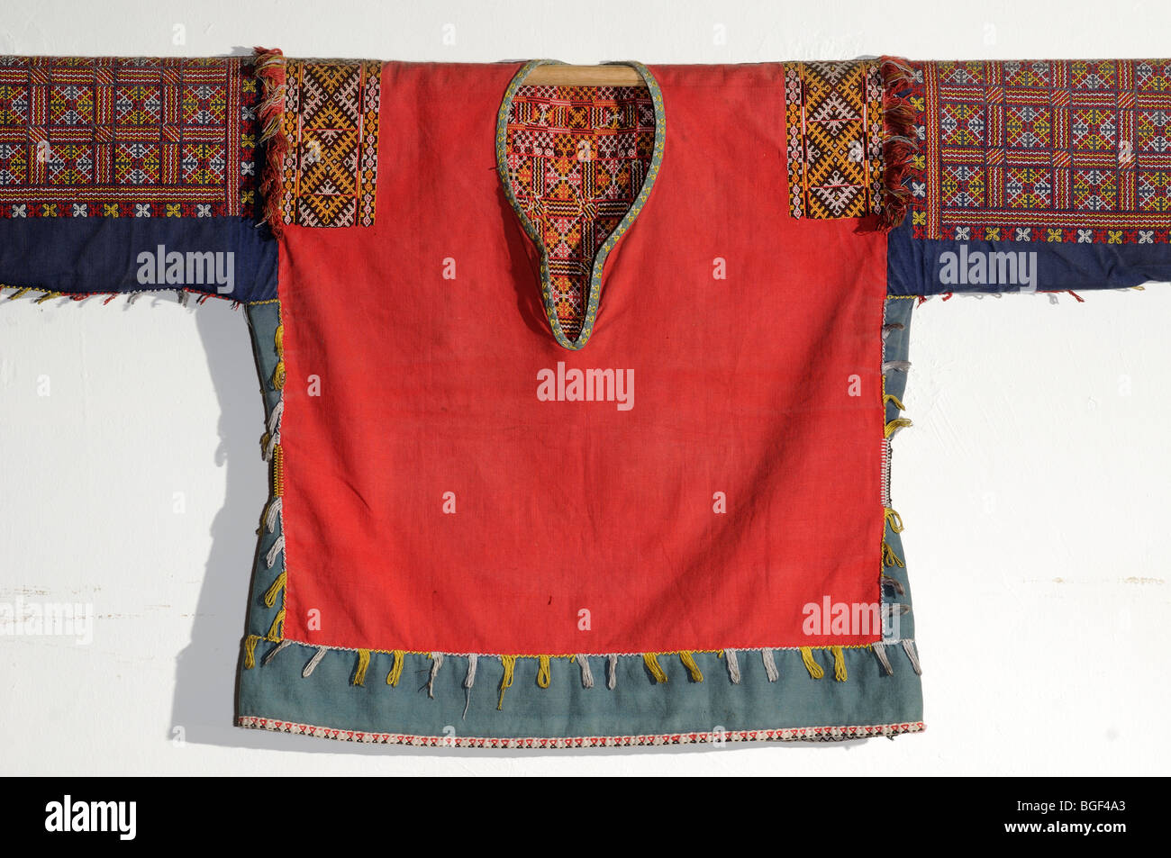 Mandaya woven jacket, Mindanao, Philippines Stock Photo - Alamy