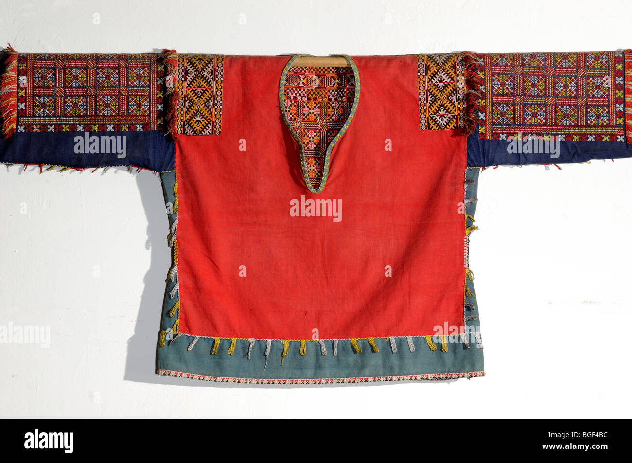 Mandaya woven jacket, Mindanao, Philippines Stock Photo - Alamy