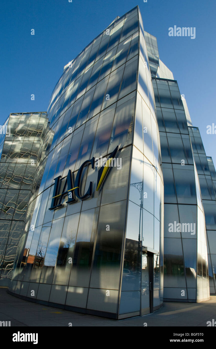 The IAC/InterActiveCorp headquarters, on West Street in the Chelsea ...