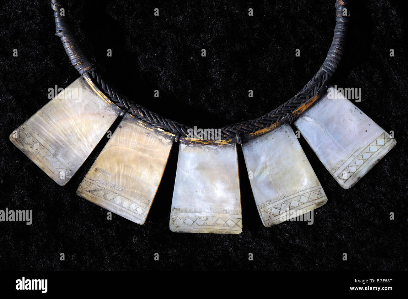 pangalapang shell necklace ifugao luzon philippines Stock Photo - Alamy