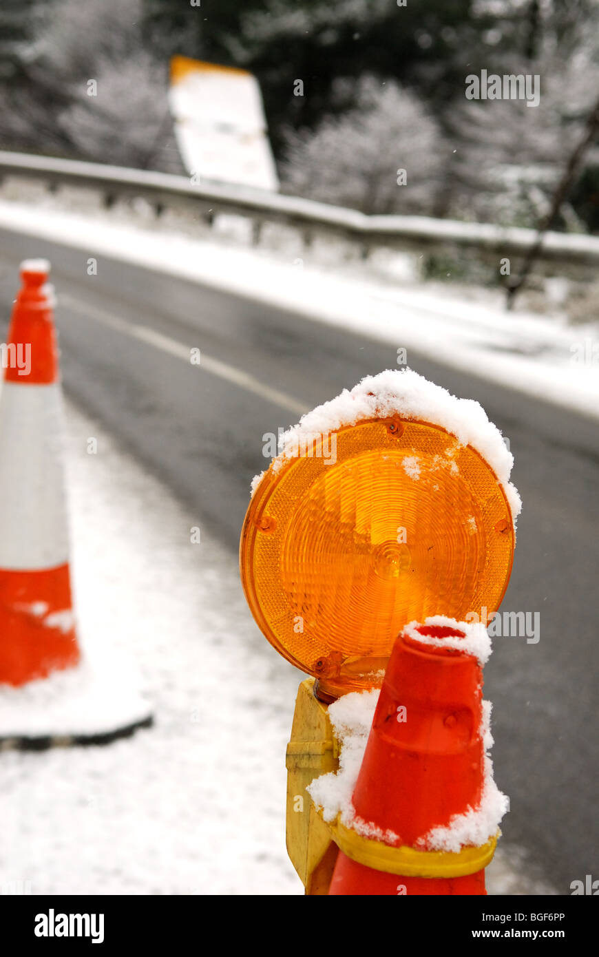Driving winter uk hi-res stock photography and images - Alamy