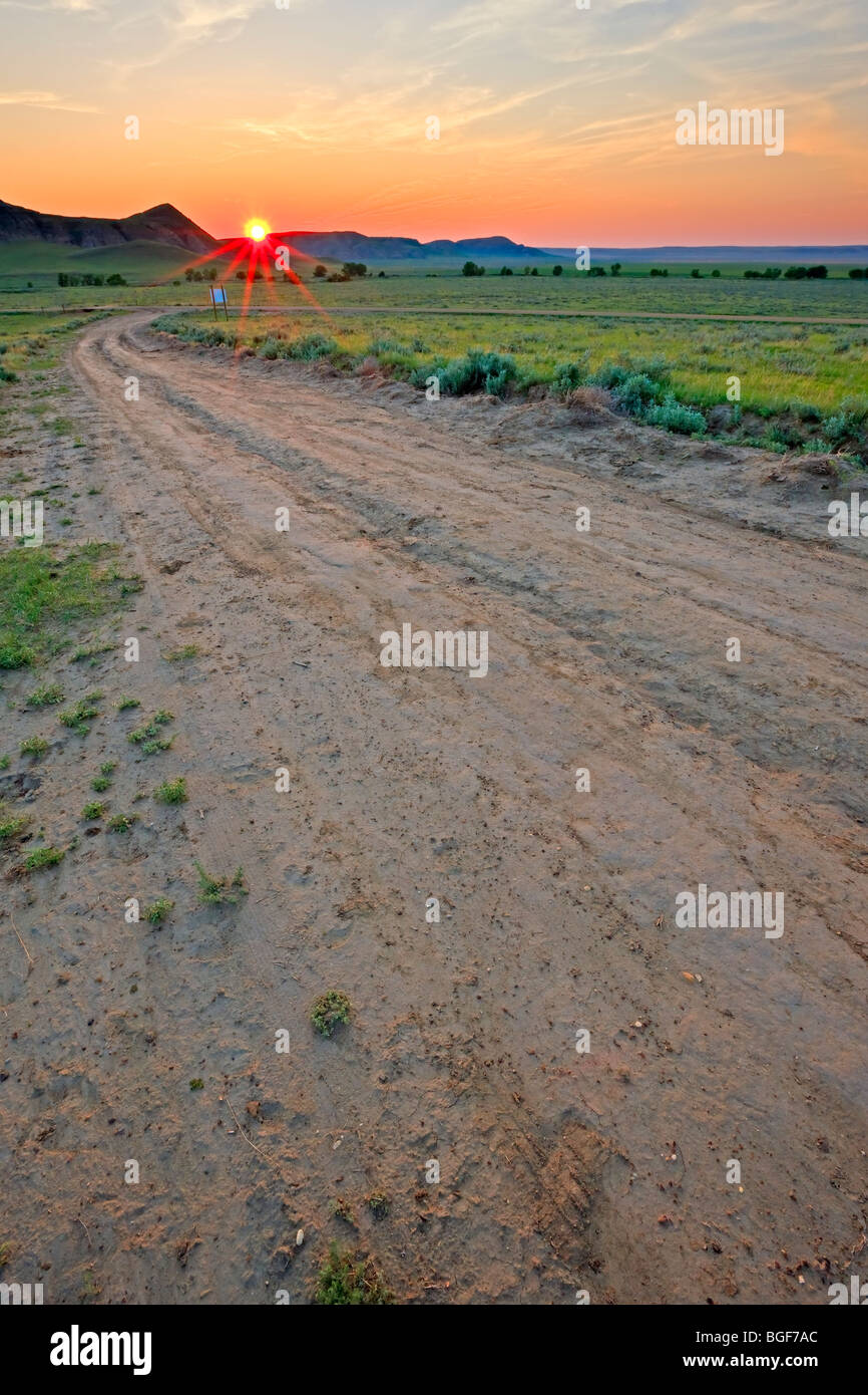 Mud muddy roads muddy road hi-res stock photography and images - Alamy