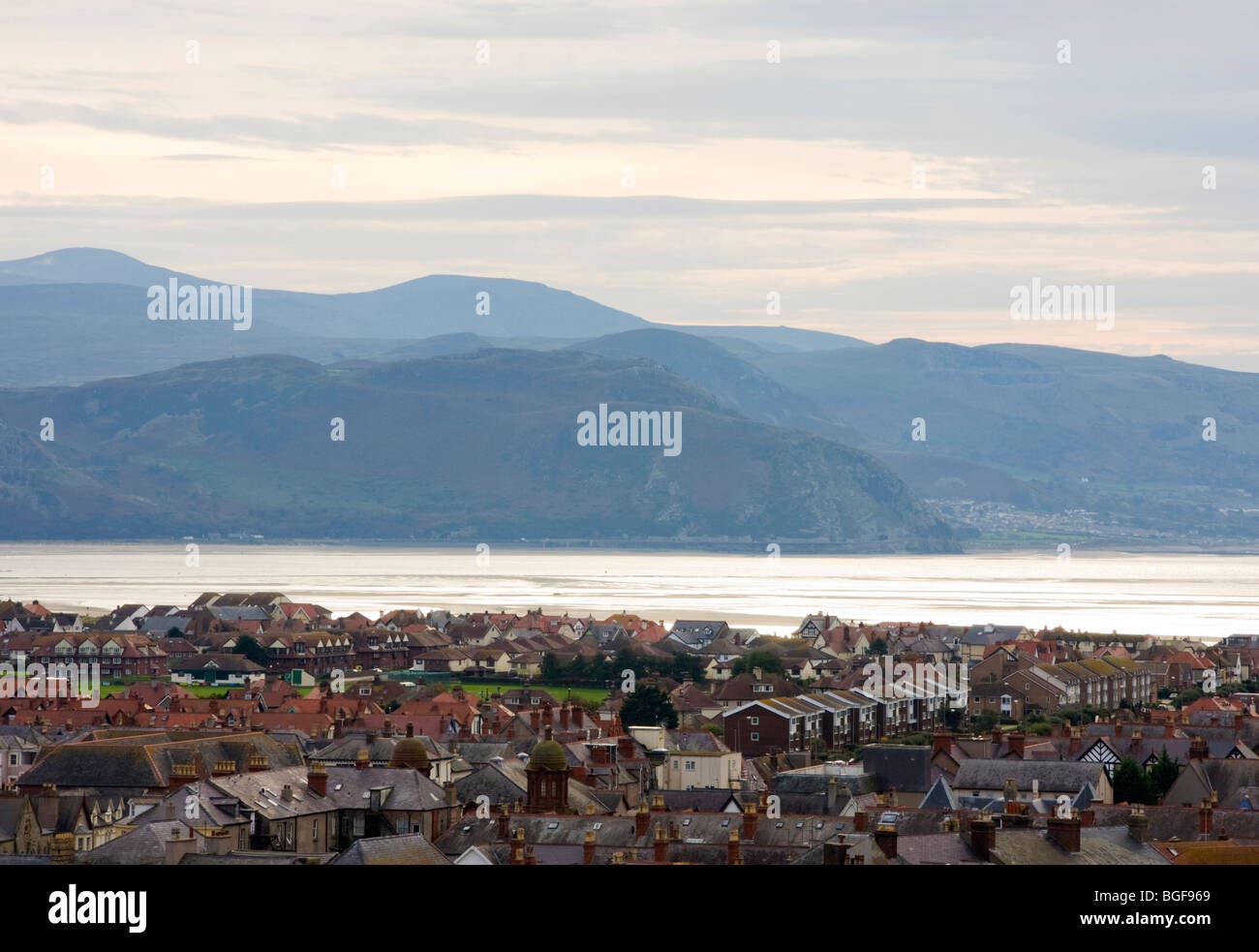 Afon Conwy (River Conway) Estuary from Happy Valley, Llandudno, Wales ...