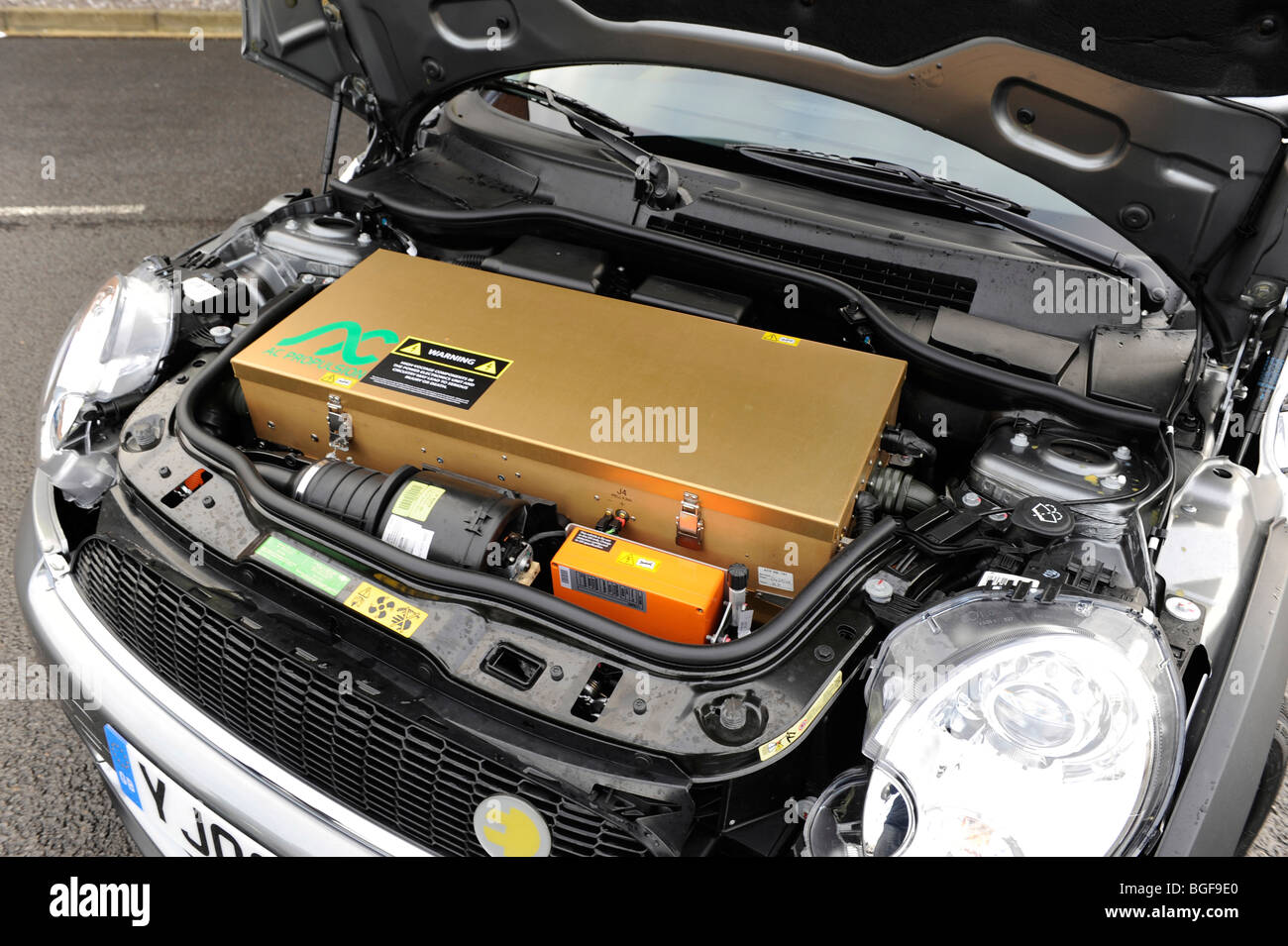 Mini car engine hi-res stock photography and images - Alamy