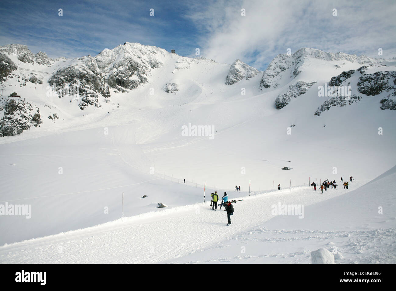 Verbier Mont Fort Switzerland skiing Stock Photo - Alamy