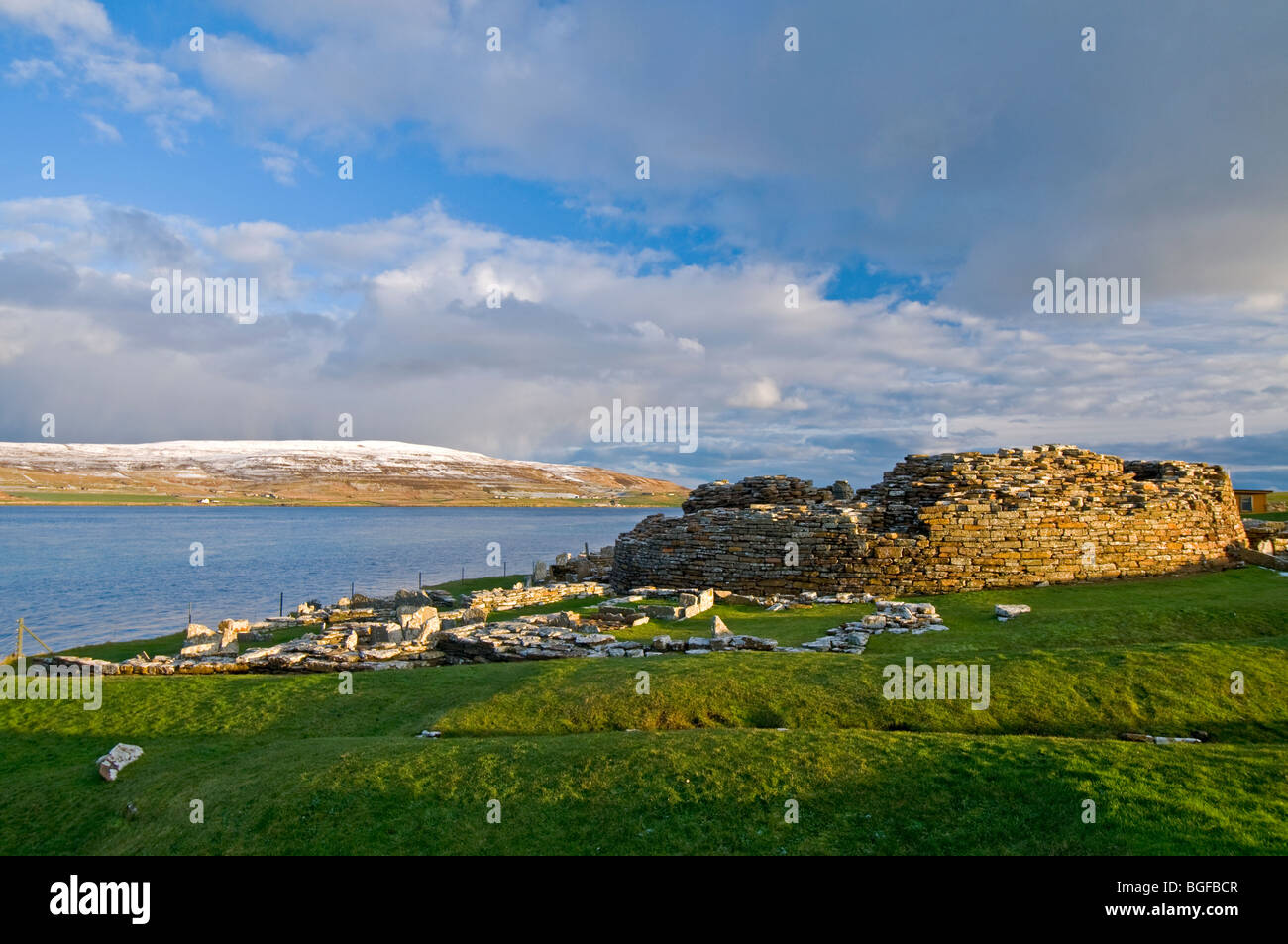 The Pictish / Norse site of the Broch o' Gurness on the Knowe o ...