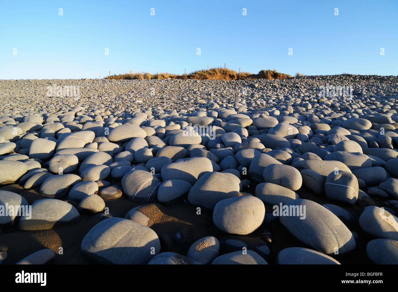 Pebble ridge hi-res stock photography and images - Alamy