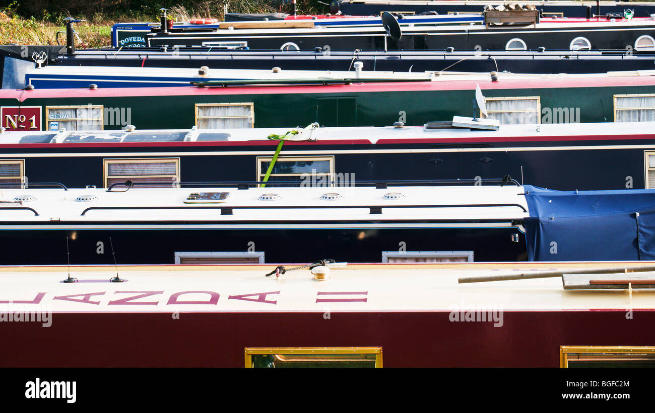 stratford upon avon canal lapworth flight of locks warwickshire ...