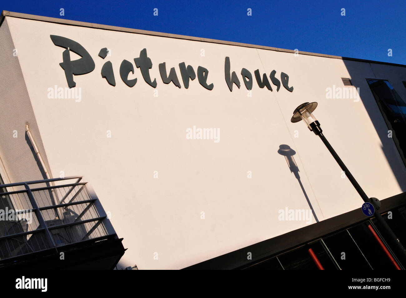 Stratford picturehouse hi-res stock photography and images - Alamy