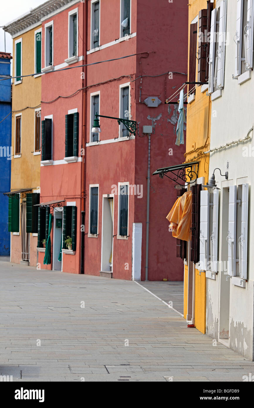 Colored architecture facades hi-res stock photography and images - Alamy