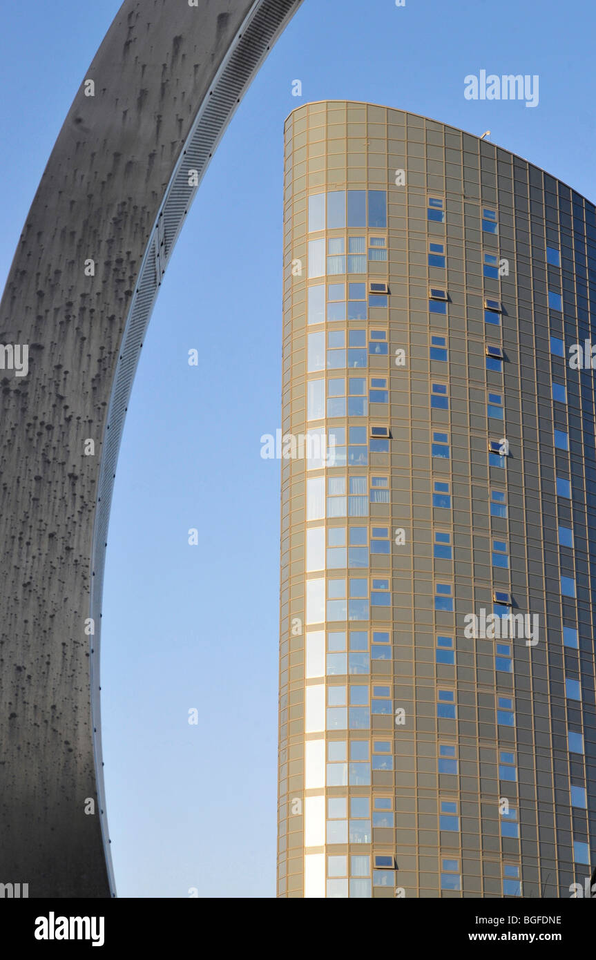 Stratford apartment block hi-res stock photography and images - Alamy
