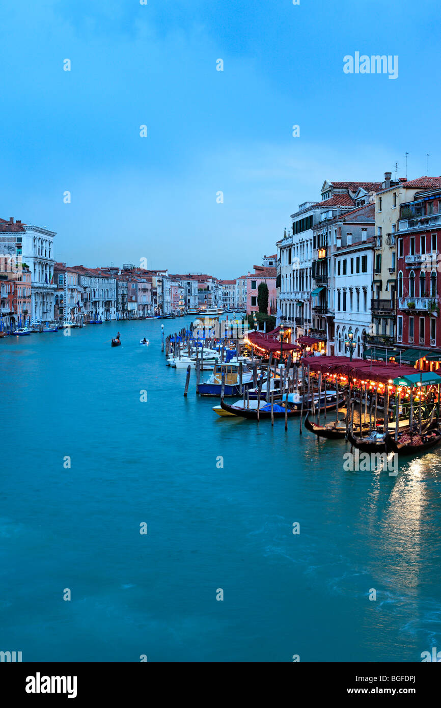 View of the Grand Canal from Rialto Bridge (Ponte di Rialto), Venice ...