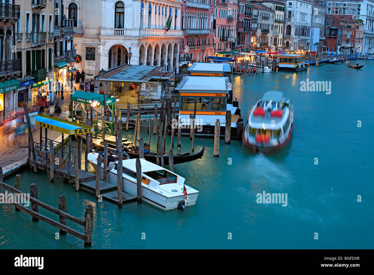 Bridge view from rialto bridge hi-res stock photography and images - Alamy