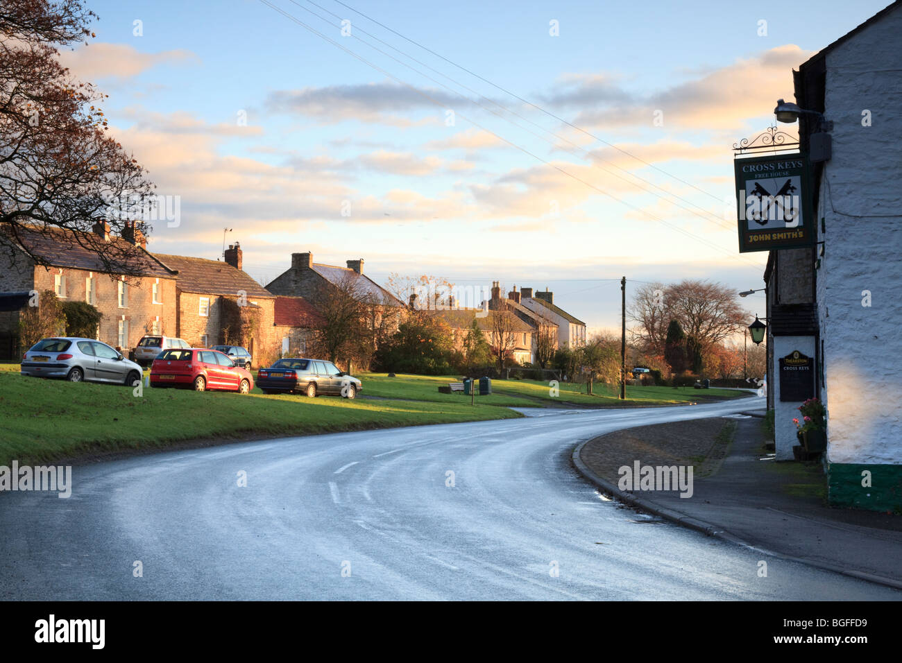 early morning street scene in Bellerby showing empty roads Stock Photo ...