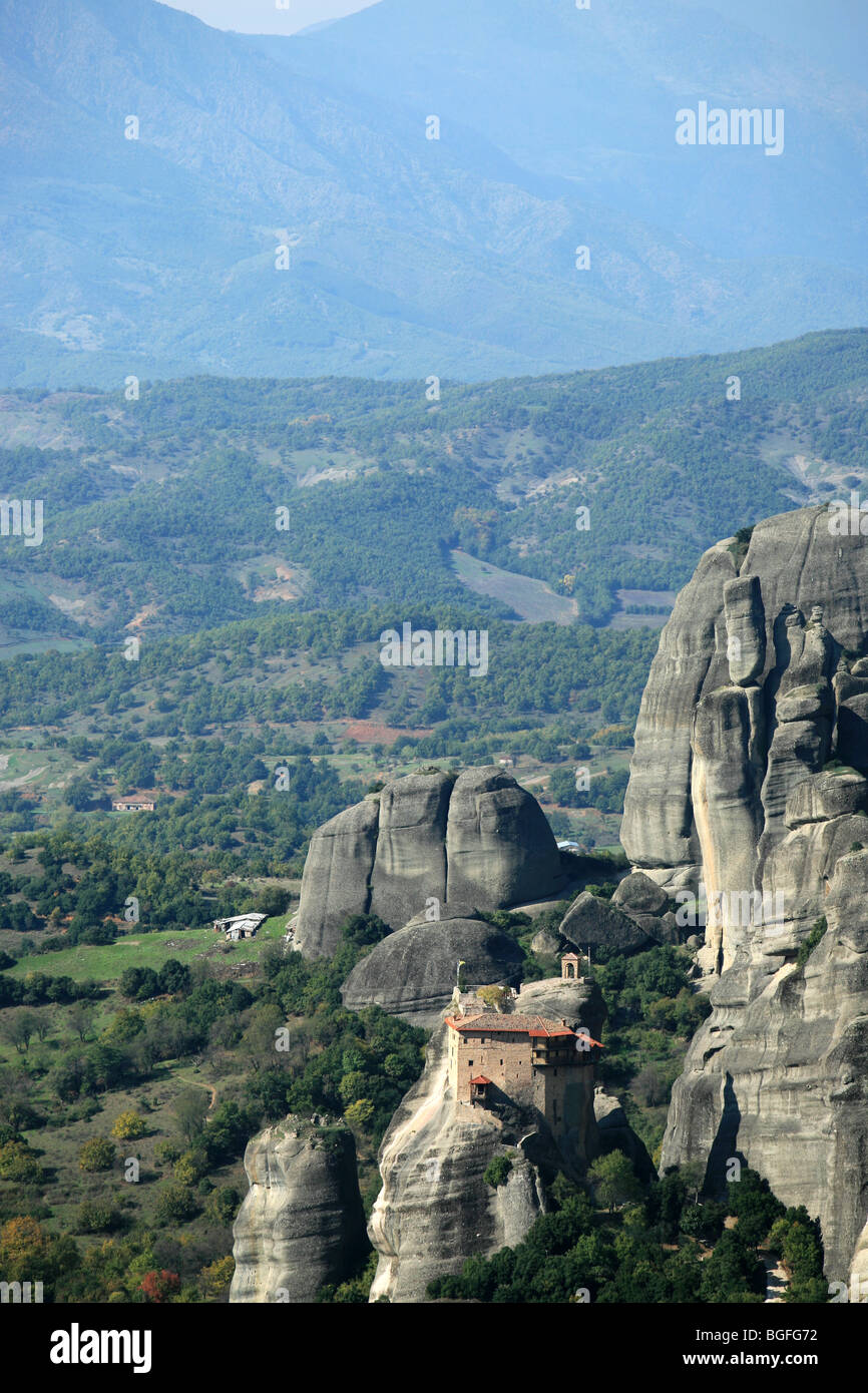 Rock towers of meteora hi-res stock photography and images - Alamy