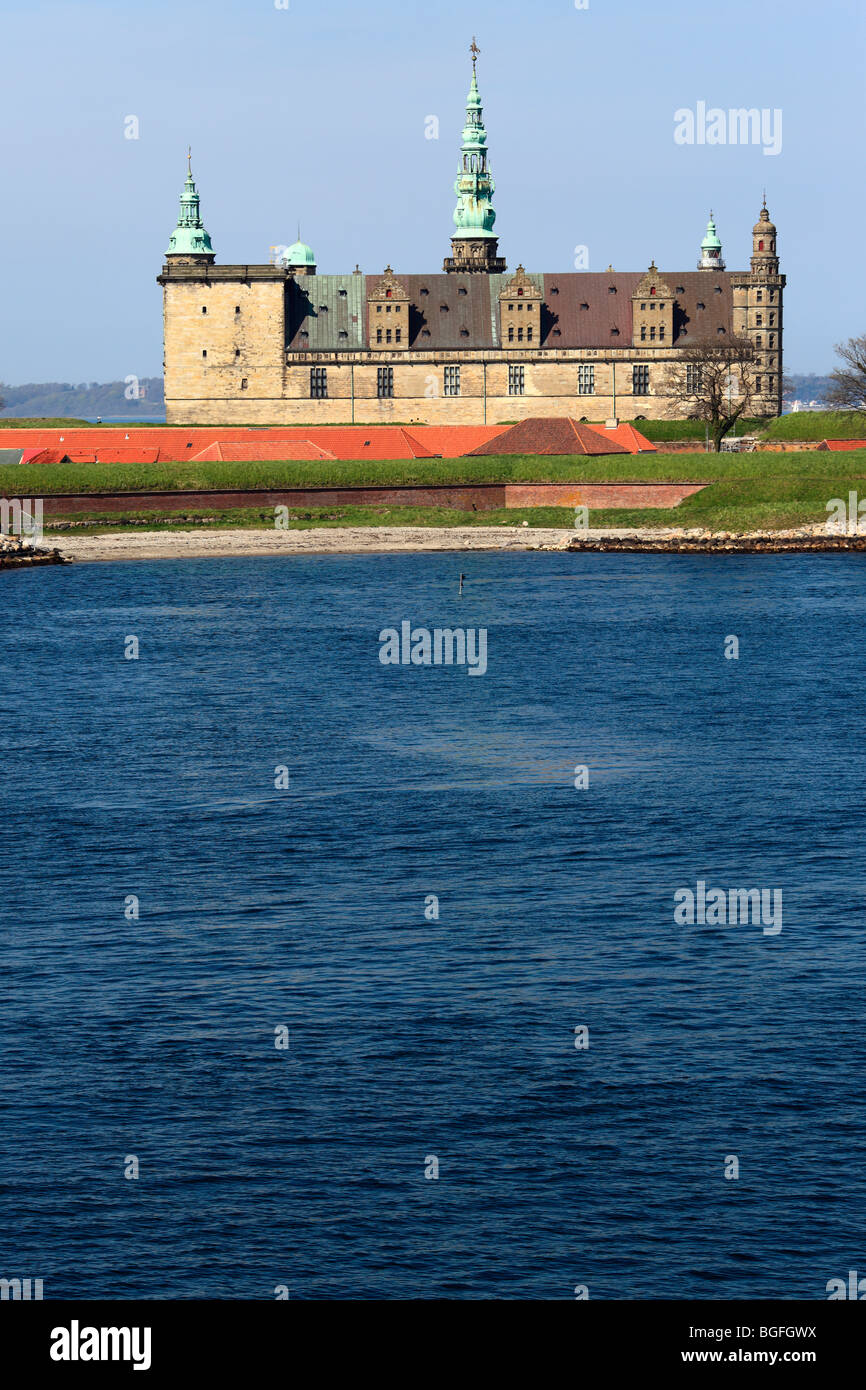 Hamlets castle hi-res stock photography and images - Alamy
