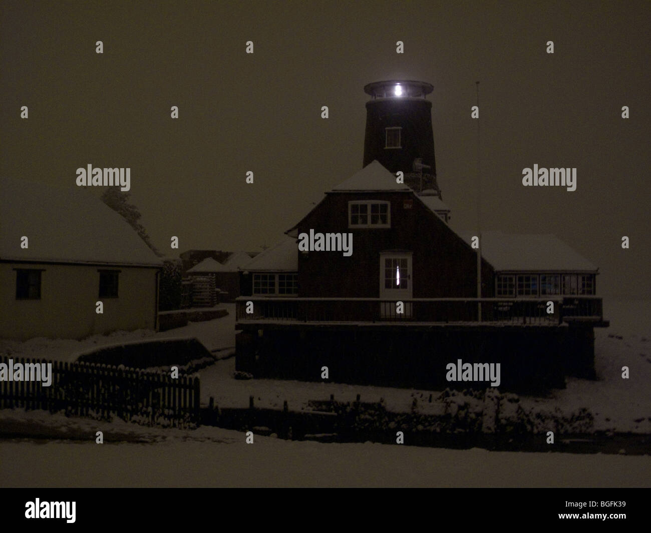 2010 winter uk blizzard hi-res stock photography and images - Alamy