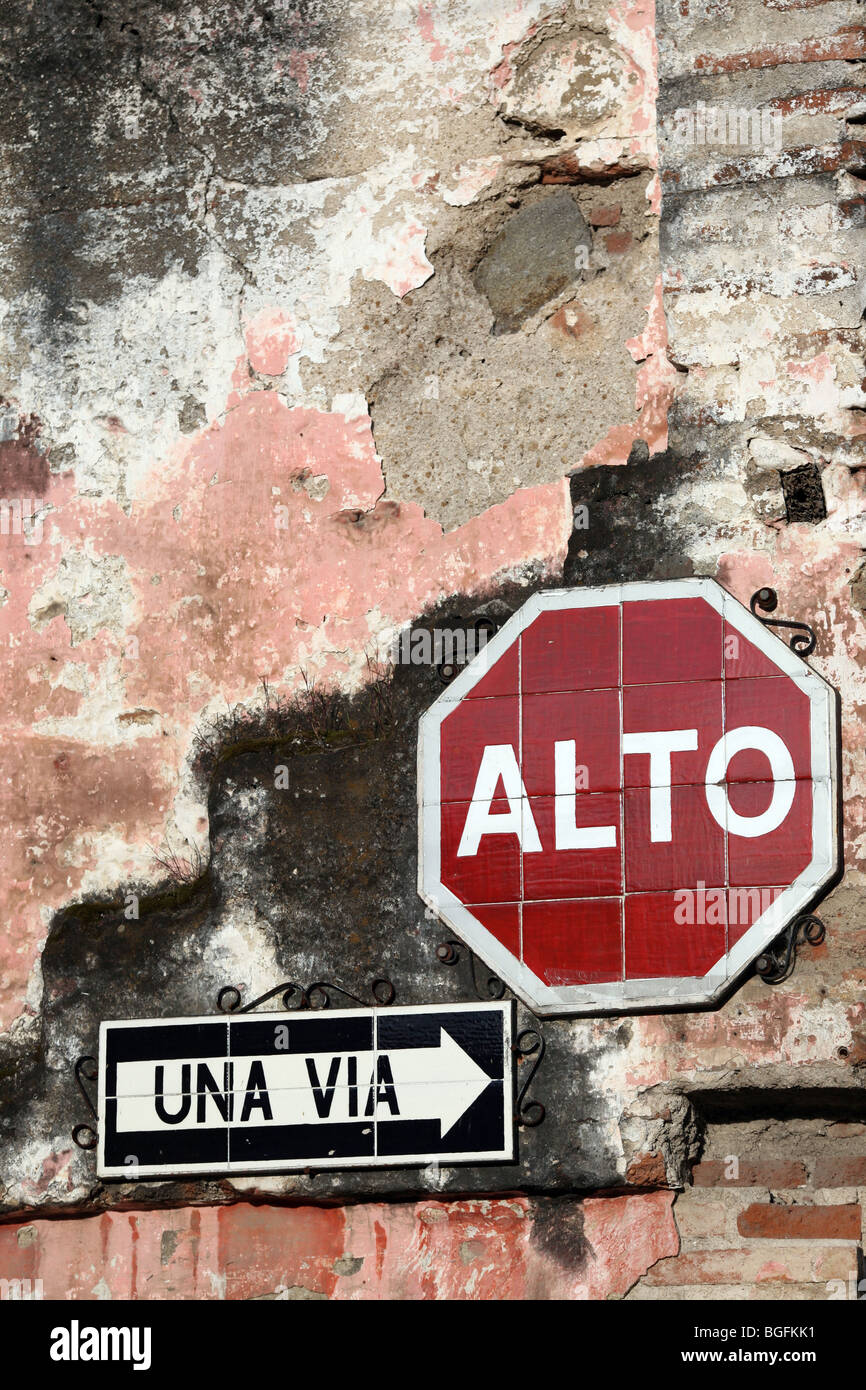 Spanish road signs hi-res stock photography and images - Alamy