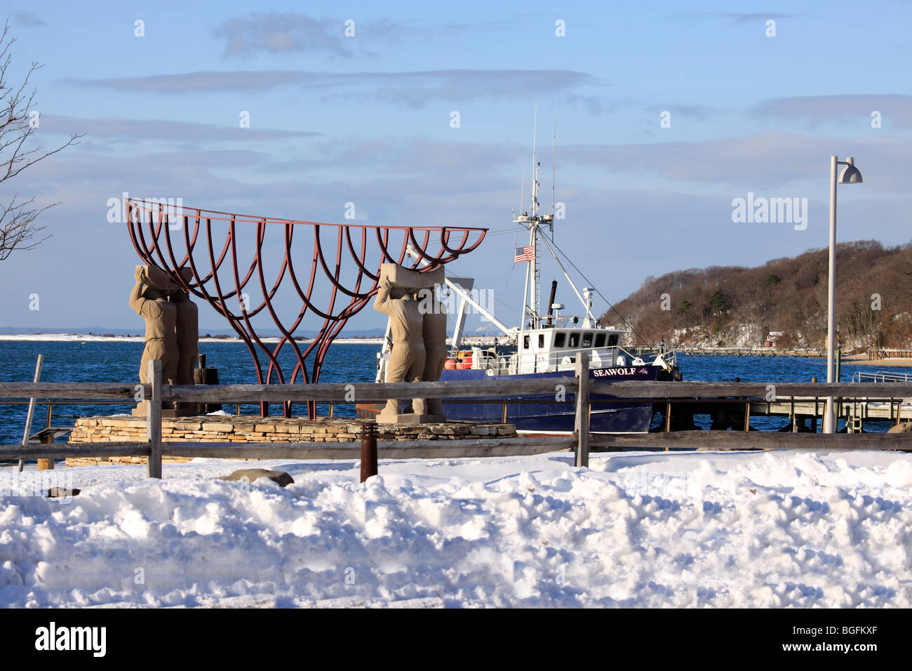The Shipbuilders Monument at Port Jefferson harbor, Long Island, NY ...