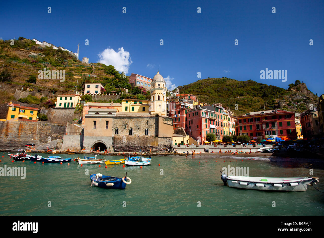 Harbor small italian town hi-res stock photography and images - Alamy