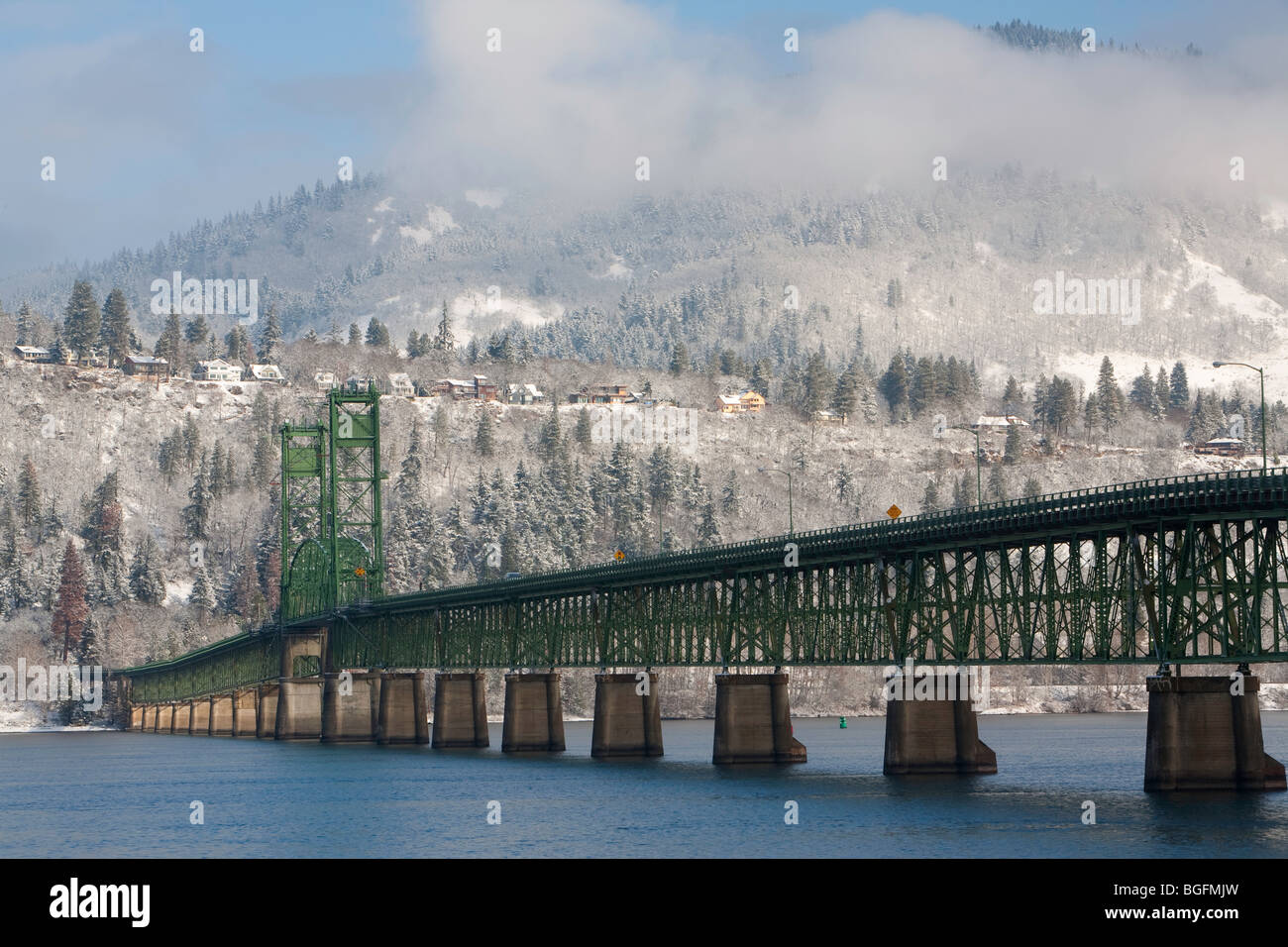 Hood River Bridge 1 Stock Photo - Alamy