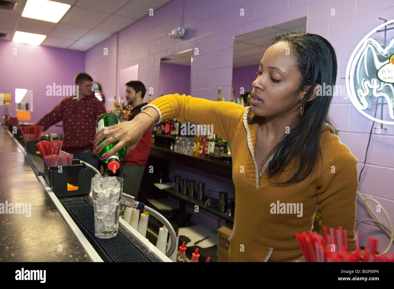 Bartender school hi-res stock photography and images - Alamy
