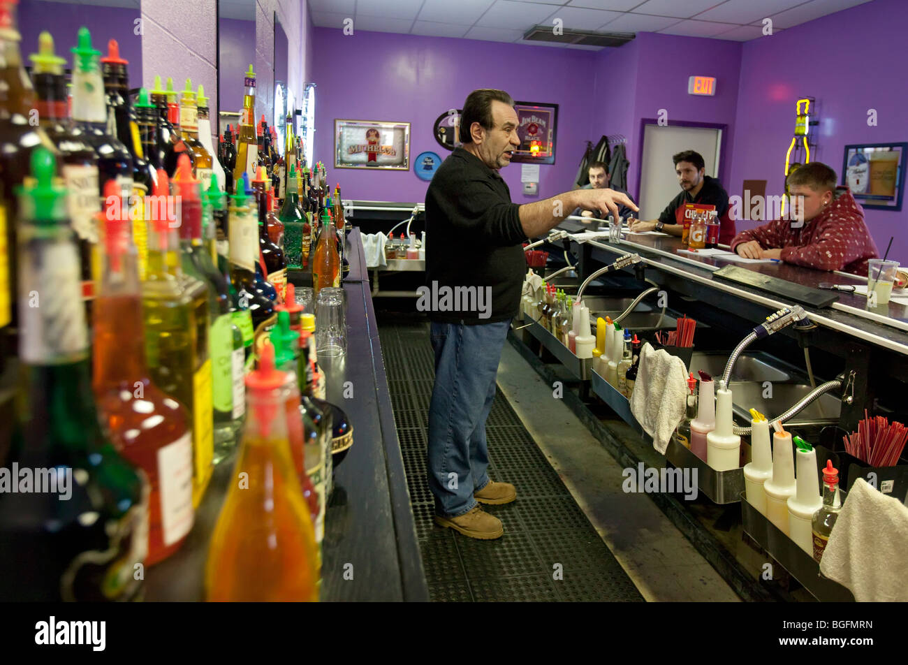 Horizontal bar school hi-res stock photography and images - Alamy