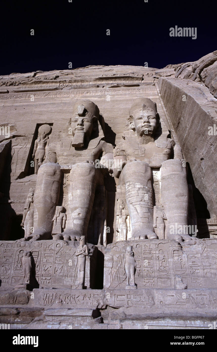 Statues at Abu Simbel Stock Photo - Alamy
