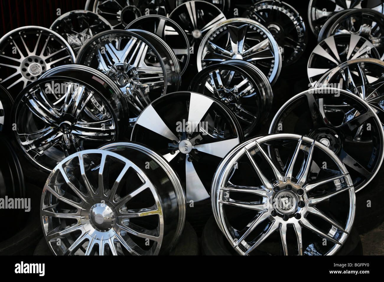 Steel rims hi-res stock photography and images - Alamy