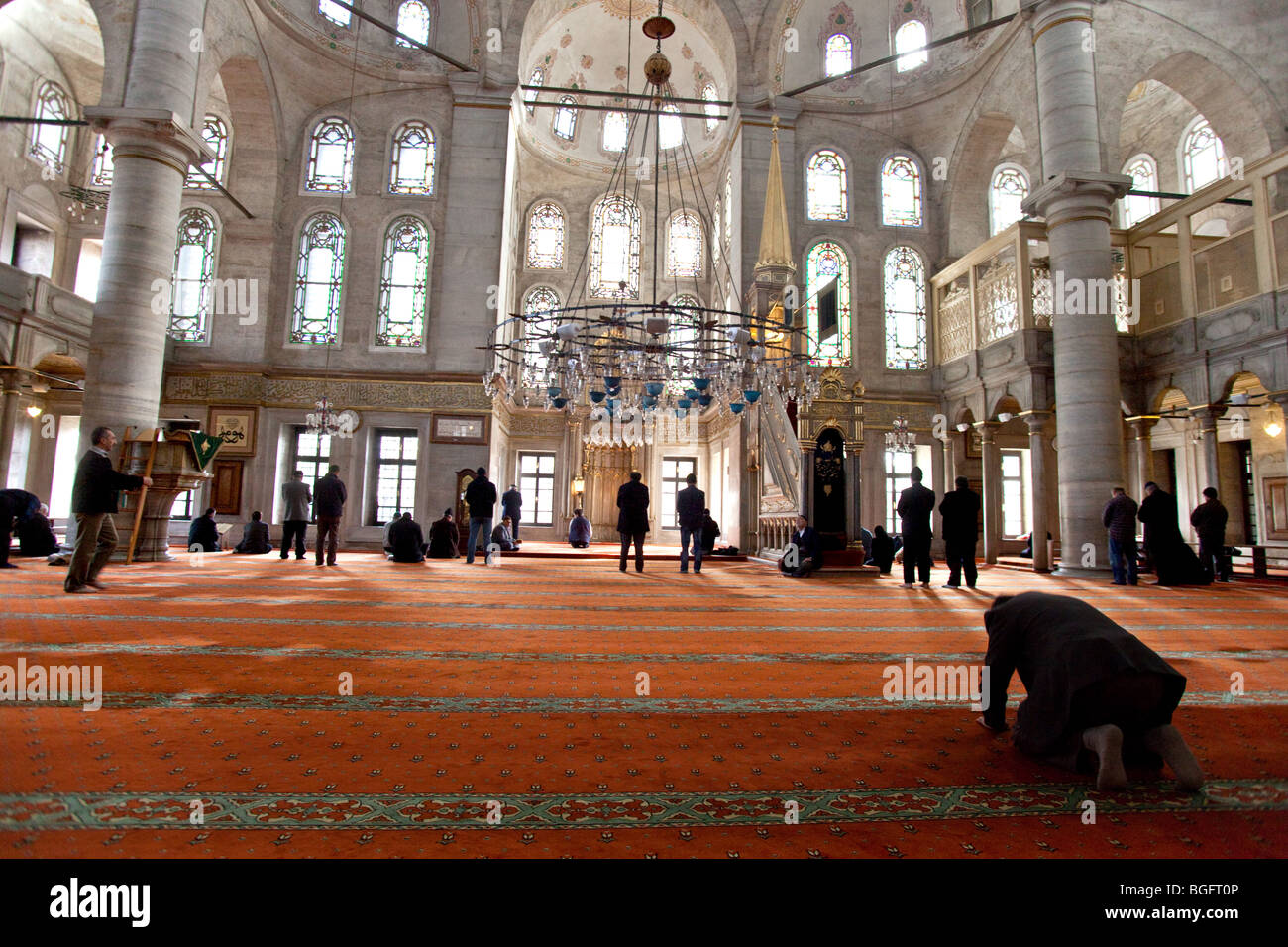 Muslims praying in Eyup Sultan Camii Mosque, Eyup, Istanbul, Turkey ...
