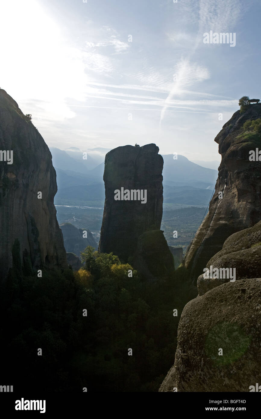 The rock formations of Meteora behind Kalampaka Stock Photo - Alamy