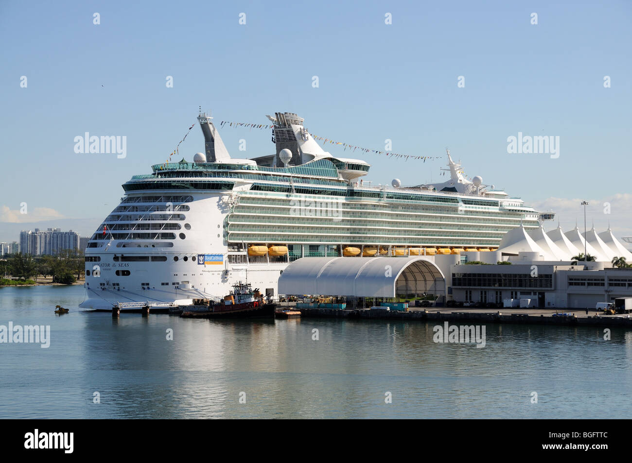 Florida cruise ship harbor hi-res stock photography and images - Alamy