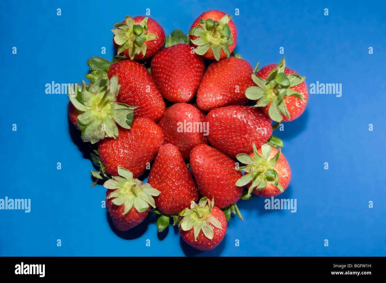 Close ups strawberries hi-res stock photography and images - Alamy