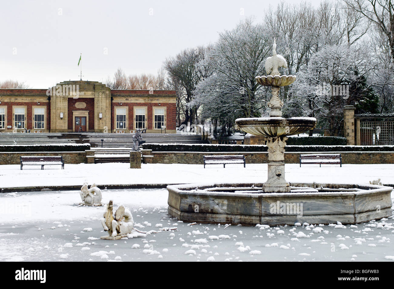 Snow in Stanley Park,Blackpool Stock Photo - Alamy