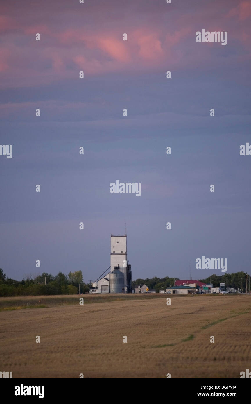 Prairie farm, Manitoba, Canada Stock Photo - Alamy