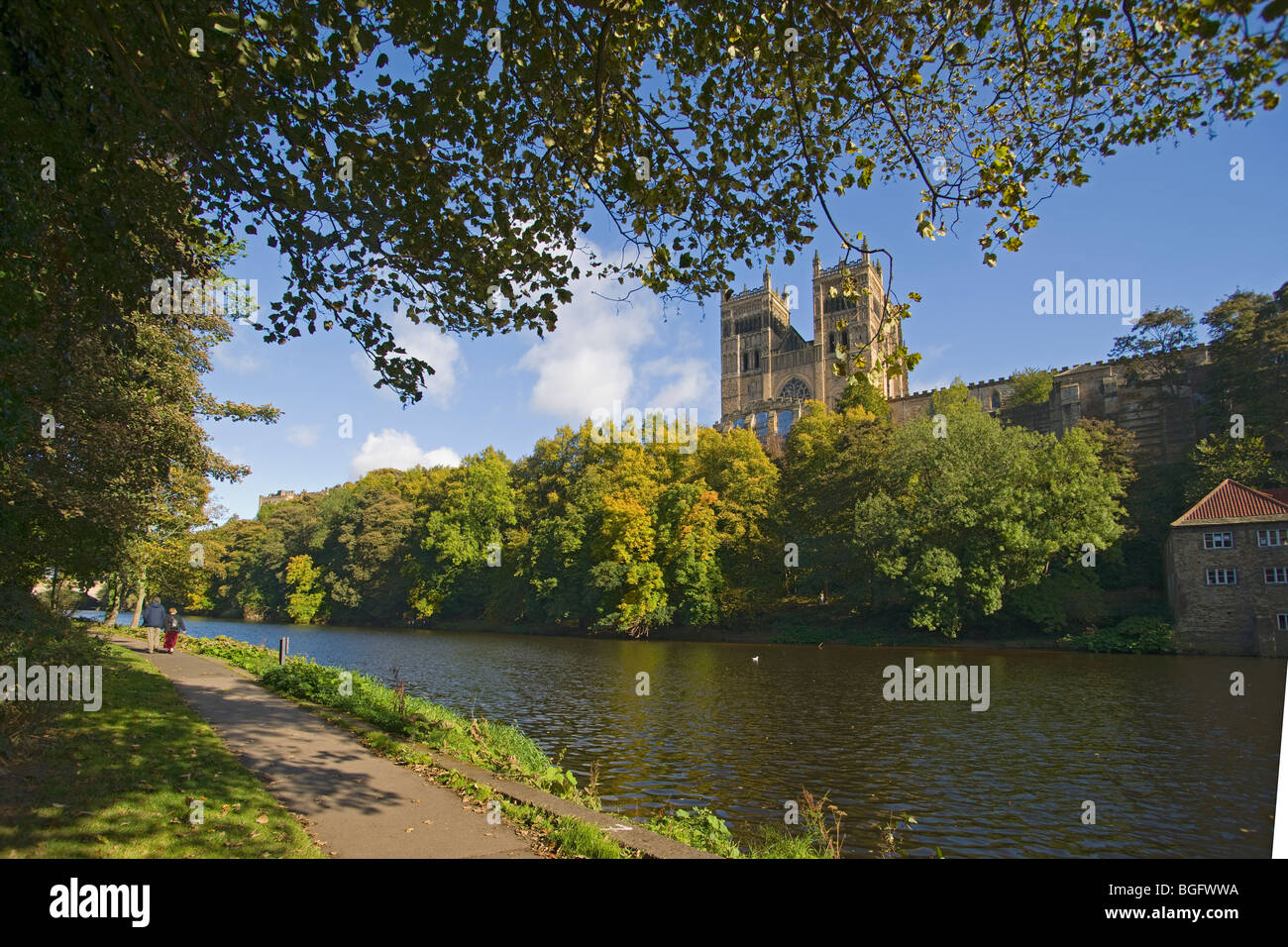 River Wear, Durham University Cathedral, County Durham, England ...