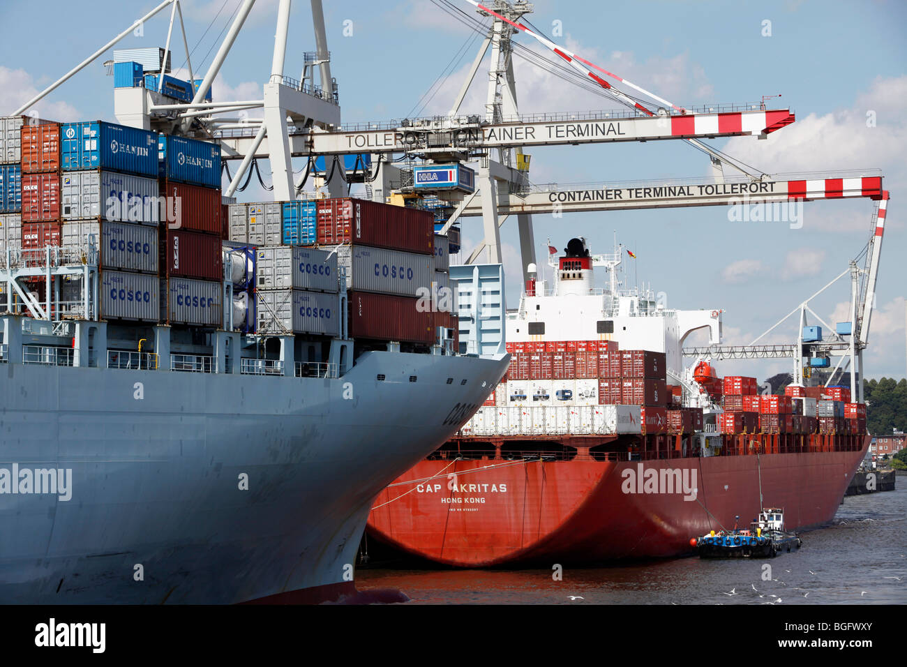 shipment container at the harbor of Hamburg, Germany Europa Stock Photo ...