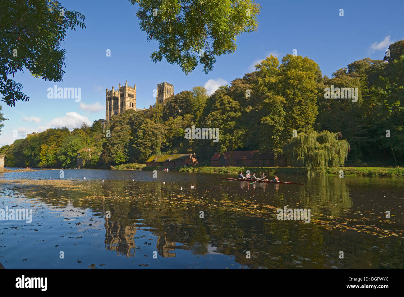 Durham, The river Wear, University Cathedral, County Durham, England ...