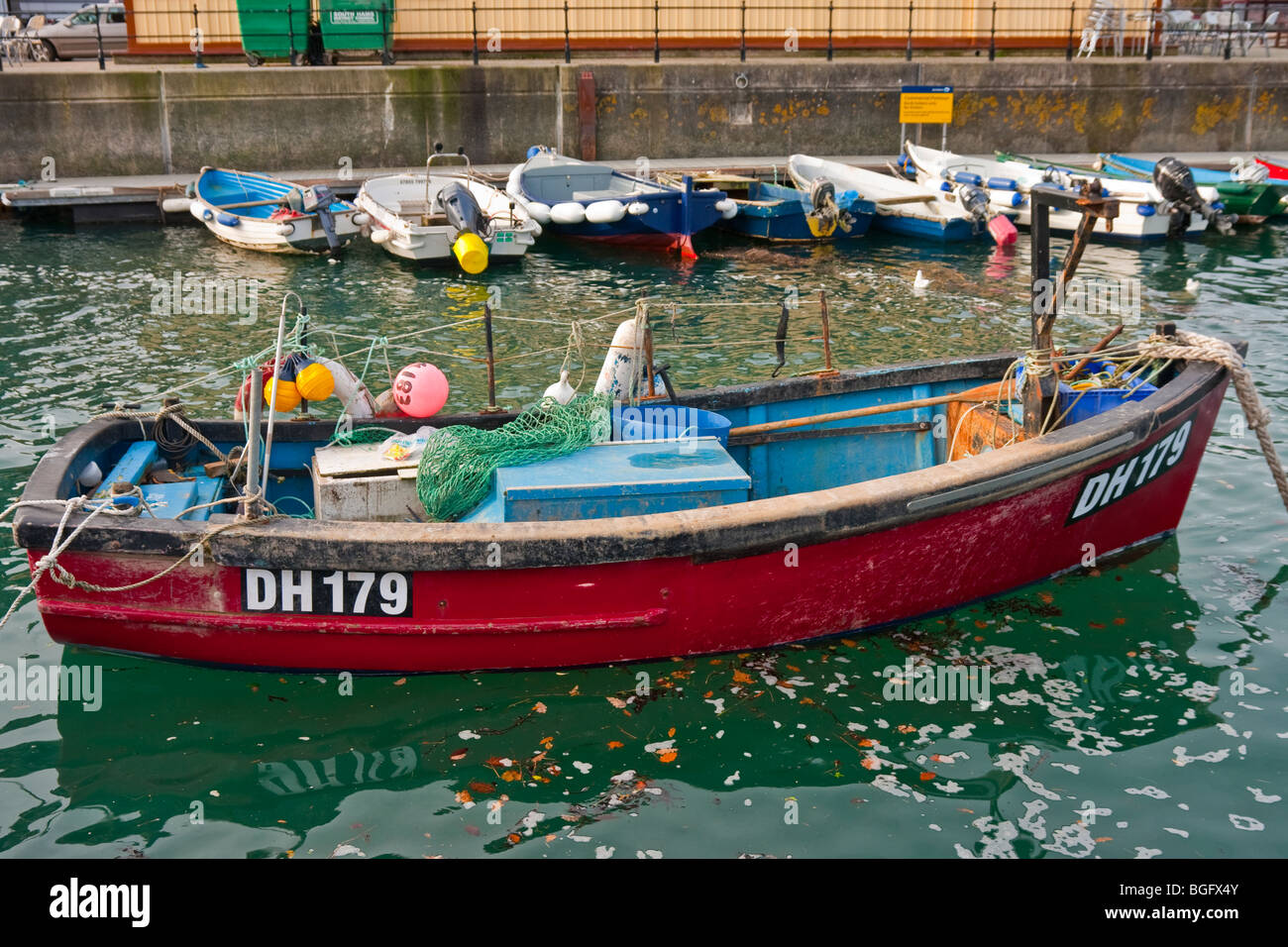 Small commercial fishing boat hi-res stock photography and images - Alamy