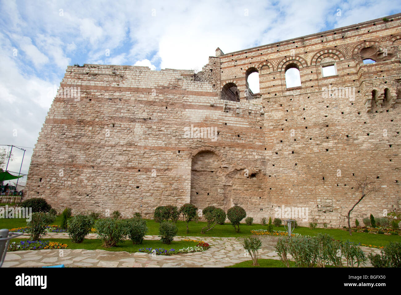 Walls of constantinople ruins hi-res stock photography and images - Alamy