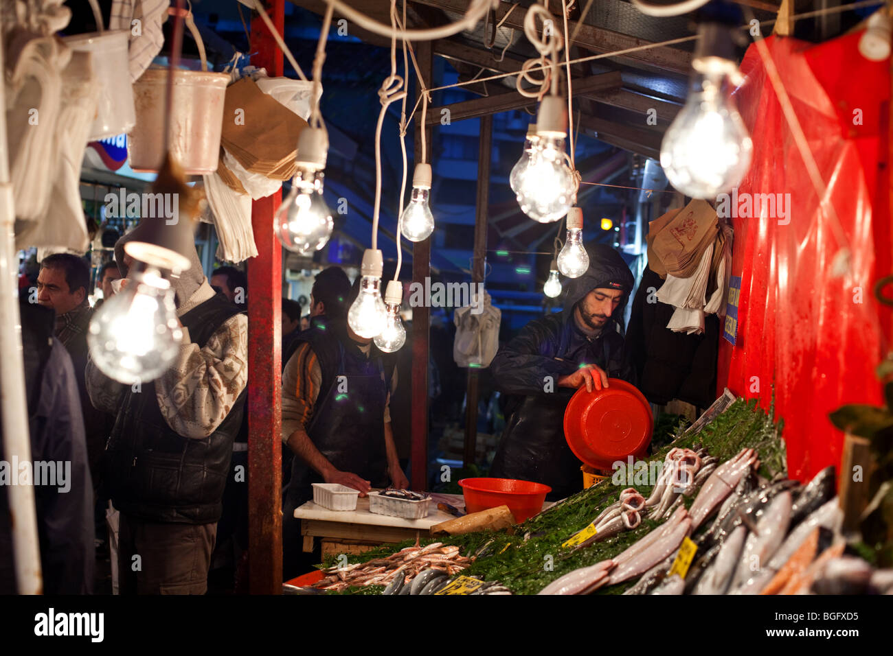 Bosphorus fish market hi-res stock photography and images - Alamy