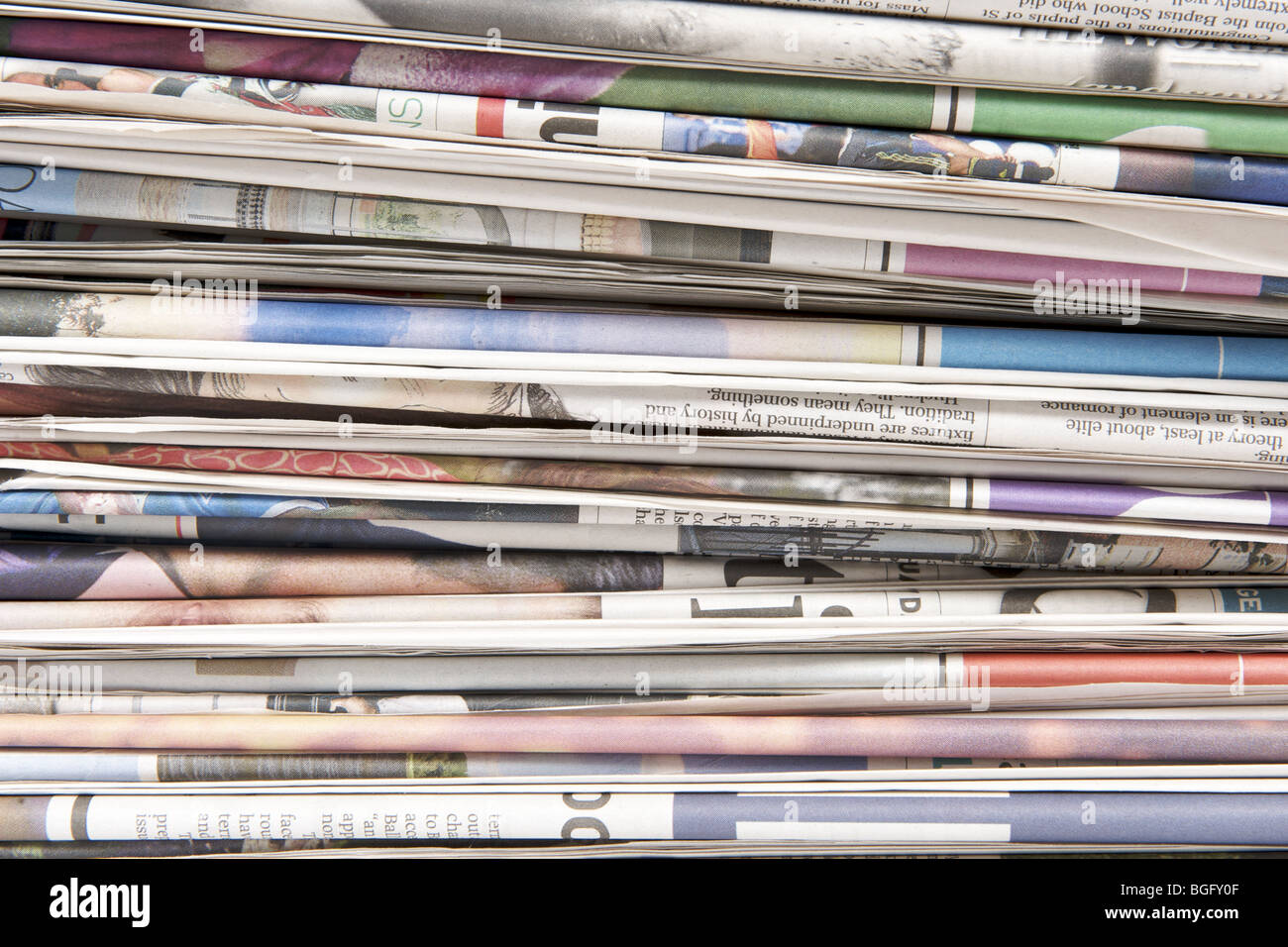 A stack of newspapers hi-res stock photography and images - Alamy