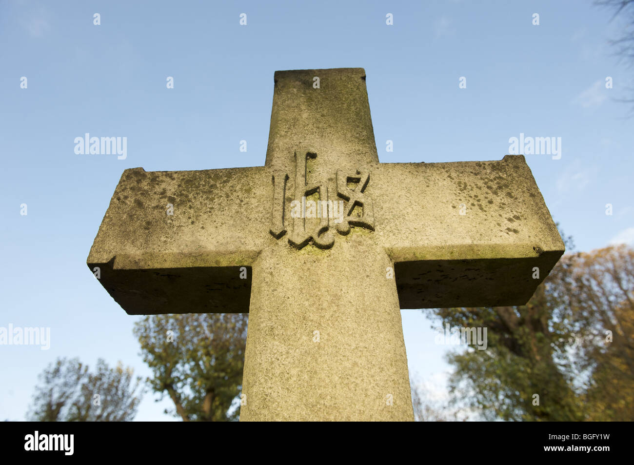 Gravestone inscription hi-res stock photography and images - Alamy